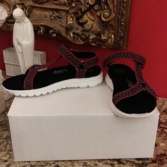 Cheeks | Shoes | 39 Cheeks Fit Body Sneaker Sandal W Gel Pad | Poshmark